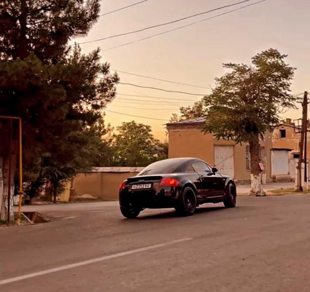 Продается Audi TT