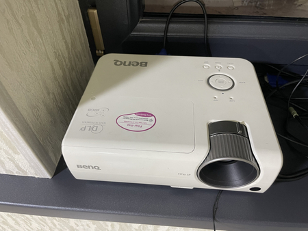 Продам проектор BENQ MP615P