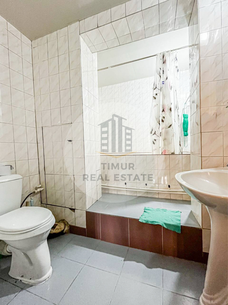 Продажа по очень выгодной цене . Максим горький 3/4/5 кирпич 70м2