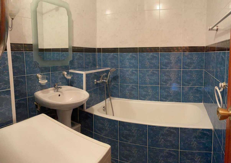 Продается 4/6/9 квартира ул.Айбека (пр-т Косманавтов) 97 кв.м
