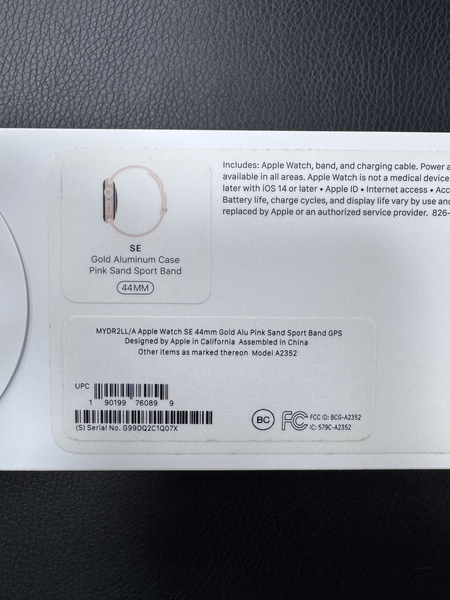 Продается Iwatch SE Gold 44mm