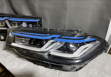 Универсальные фары BMW G30 M5 F90 laser