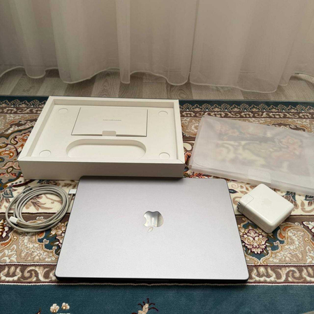 MacBook Pro 14 inch M1 Pro 16GB / 1TB SSD