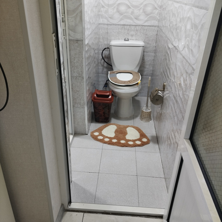 Участок.  Академ Город.  3+1. Ком.   700уе