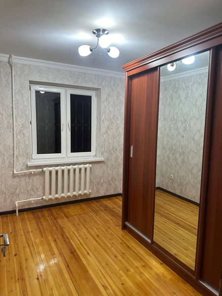 Октепа Санаткор 3/2/4 срочно сотилади