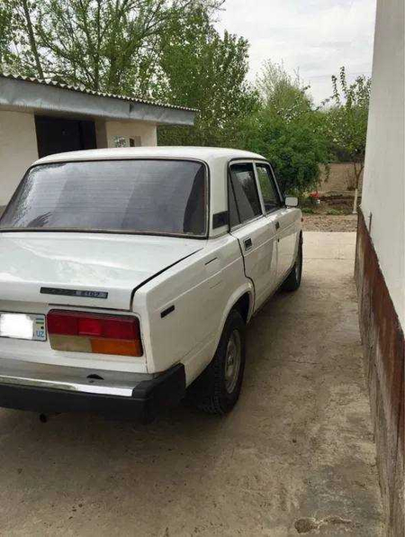 Lada 2107 год выпуск 2001