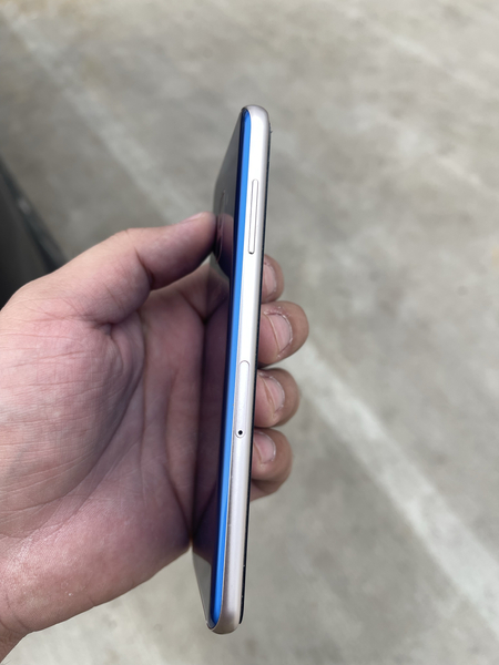 Samsung a8 32gb srochno