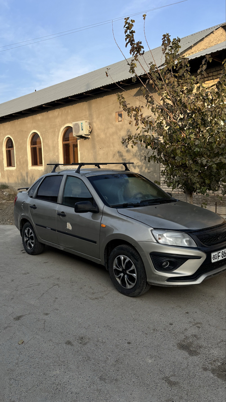 Lada granta 2012