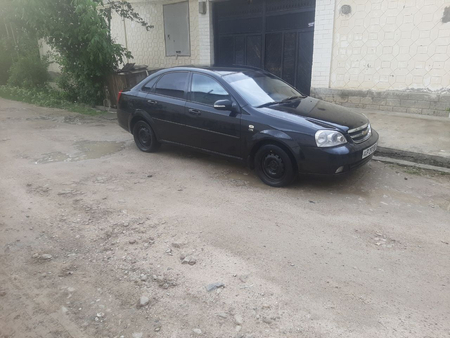 Срочно продаю машину