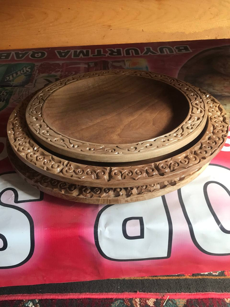 Ёгочтан ясалган лаган.Астау