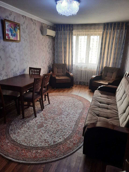 Сдаётся 3х квартира на 2 этаж ор р Централный аптка