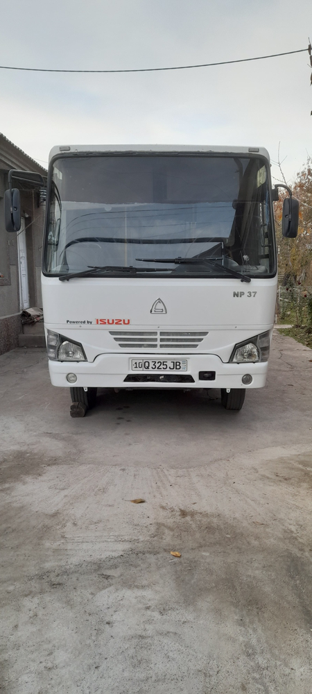 Продается Автобус Исузи мр37 2013 года Метан