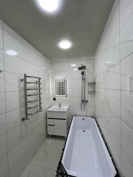 Продается 2/4/4 на Ц-5 Лакост