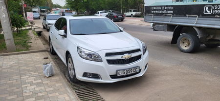 Продам Malibu 1, 2 позиция с люком