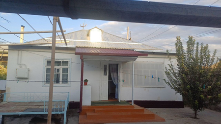 Продаётся дом в городе Нурафшоне