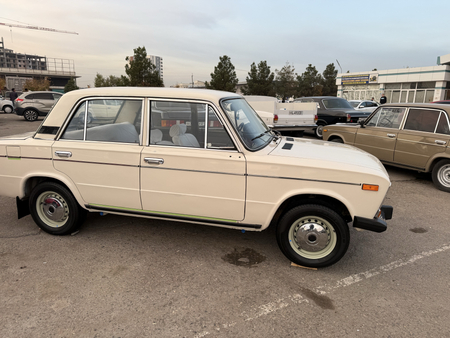 VAZ 2196 sotladi