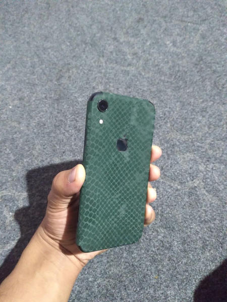 Xr sotiladi esim bor