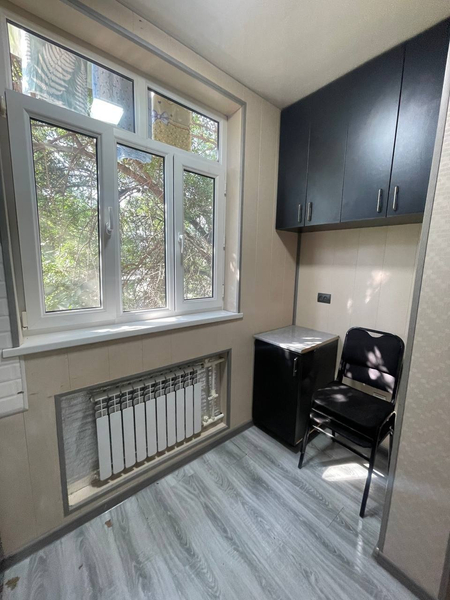 Продам чиланзар 19. Одна комнатная. Балкон 1,5*3