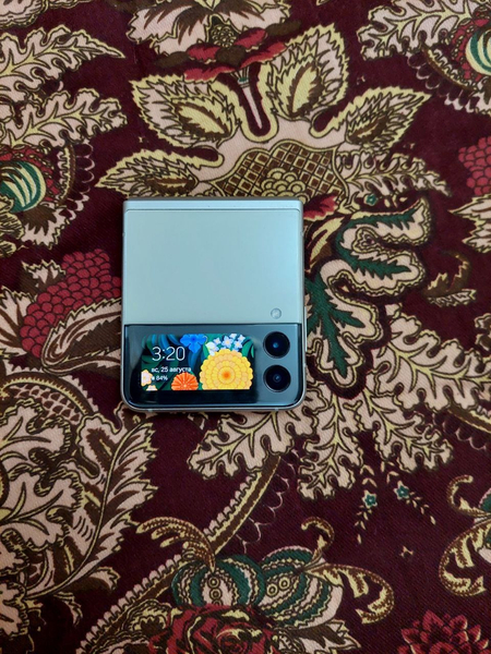 Samsung Z flip 3