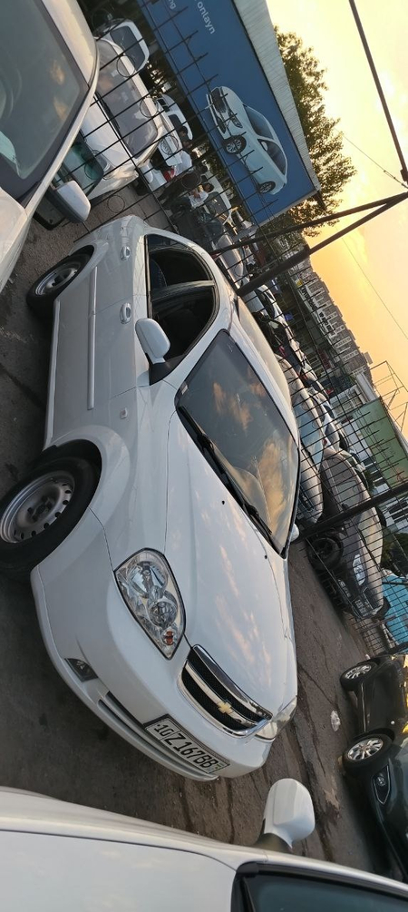 Lasetti 1.8 aftomat