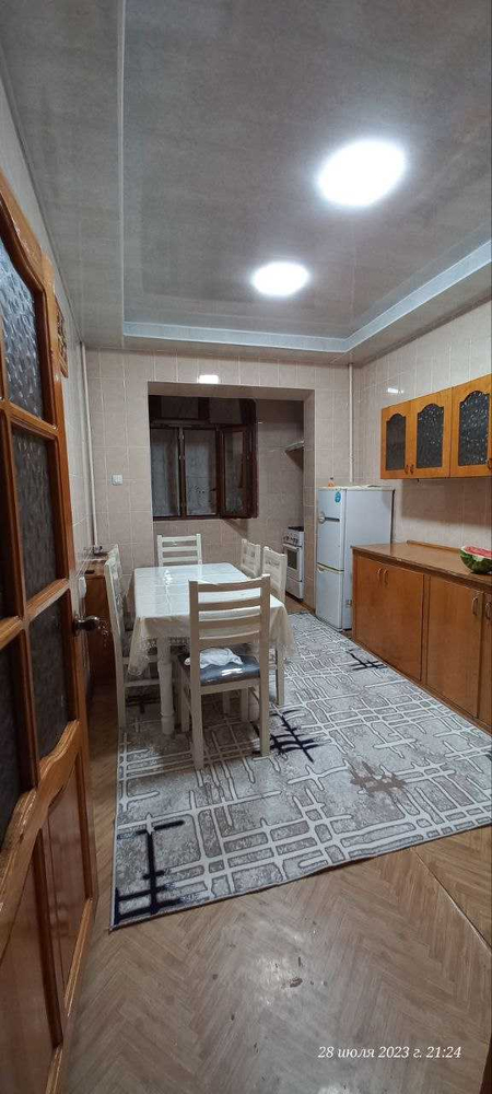 Chorsu Samarqand darvozani oldida 2 xonali uy ózimniki bez makler