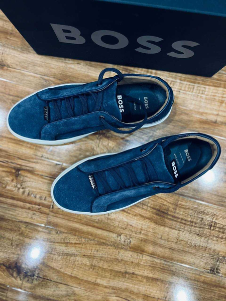 BOSS низкие кроссовки Итальянского производства