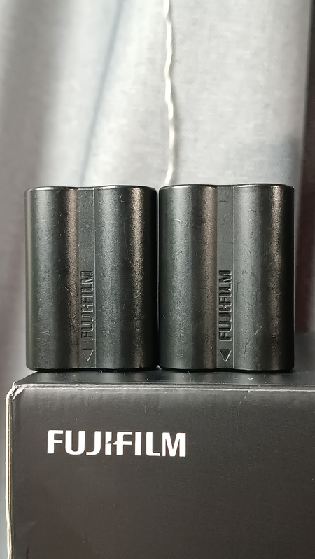 Fujifilm xt-4 Продаю камеру в хорошем состоянии.