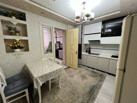 Метро шахристанский 3 ком 700$
