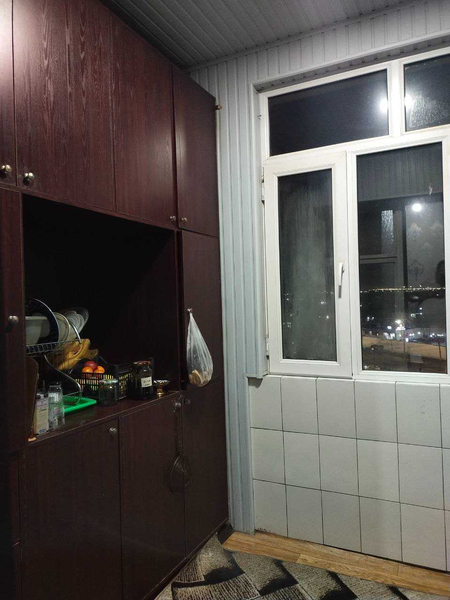 Срочно продается  3-комнатная квартира КАРАСУ-6 Авайхон 3-9-9, 90 кв