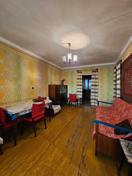 Продается квартира Академ городок 2/4/4 55м² кирпич