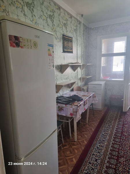 Сдам свою 4 комнатную квартиру на Сергелях 8 квартале .