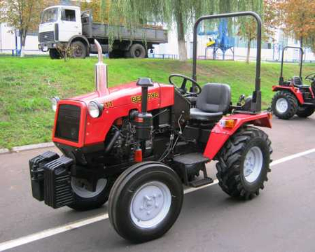 Traktor belarus 311 nasiya savdoga beriladi