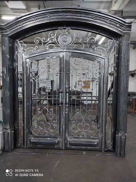 Металлические двери любой сложности на заказ в Ташкенте!