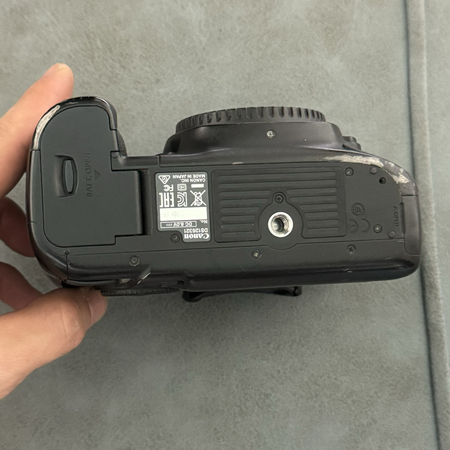 Canon mark3 body sotiladi