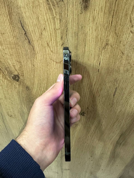 Iphone 13pro max rasrochka va naqtga beriladi
