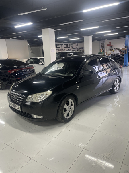 Hyundai avante 2008 luks
