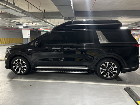 KIA Carnival HiLimousine машина для семьи и для комфорта