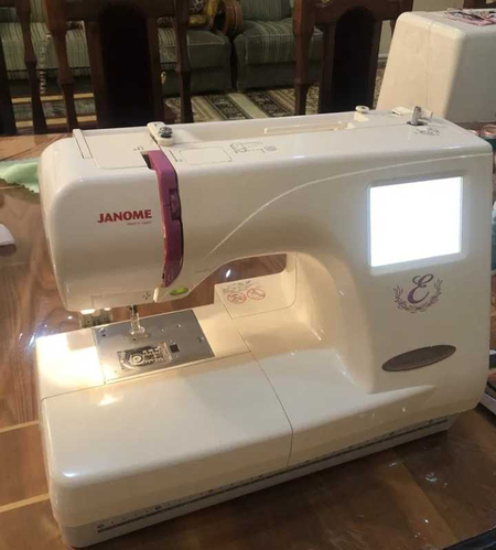 Продаётся вышивальная машинка Janome 350e
