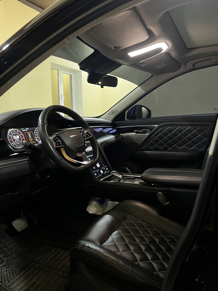 Nissan Venucia star