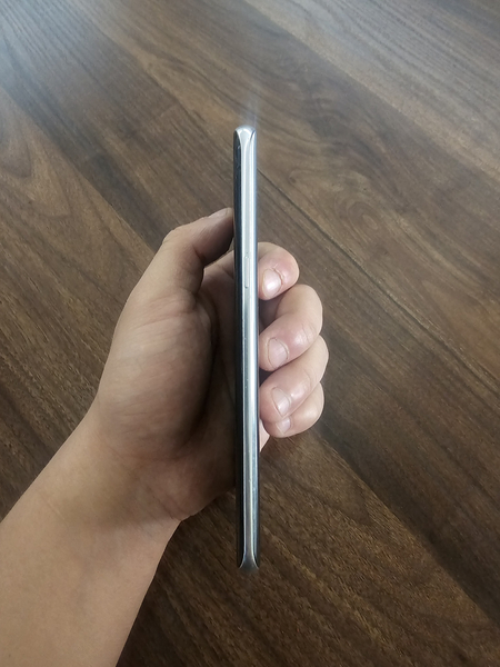 Samsung s8. 2018 год