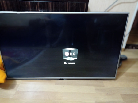 Телевизор LG 42 дюйма
