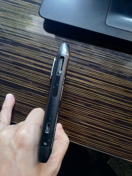 NokiaN8 telefonajoyib