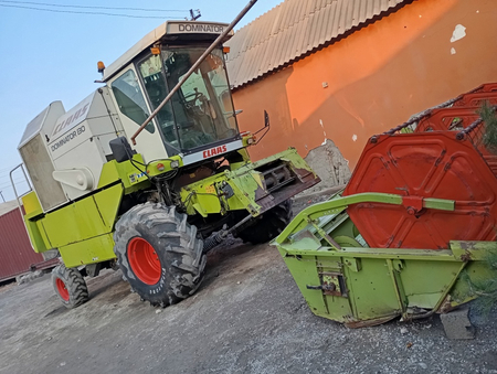 Claas Daminator 130