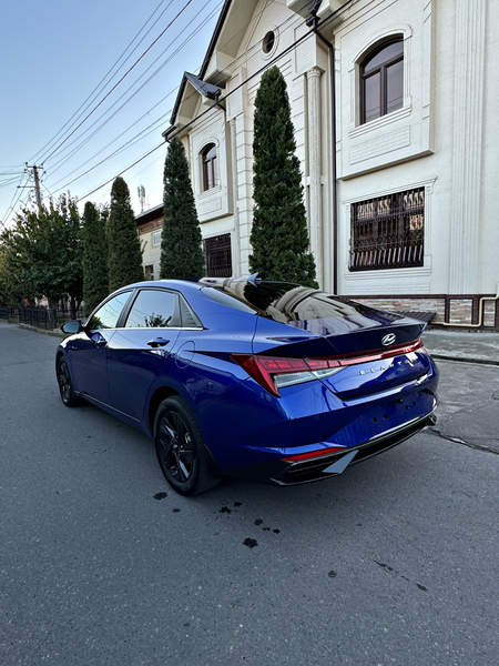 Hundai Elantra 4 Позиция 2023 Состаяние Идеално Пробег 37000km Xalol