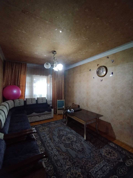 Сергели-8 4/8/9 балкон 2*6 Срочно продам