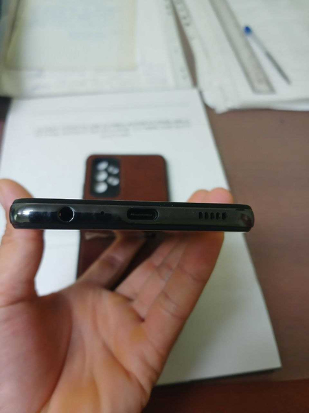 Samsung a32 4/64 xolati juda yaxshi
