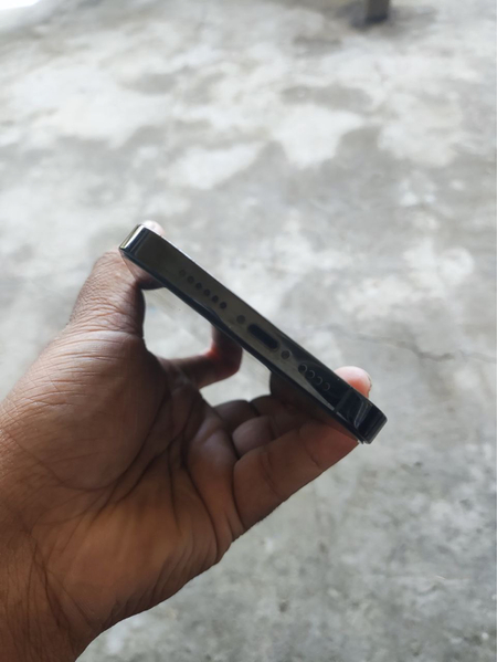 Iphone 14 pro max LL/A karopka dakument ideal ochilmagan yomkist 92%