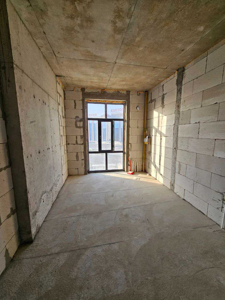 2 xonali 75m² 3-qavat sotiladi