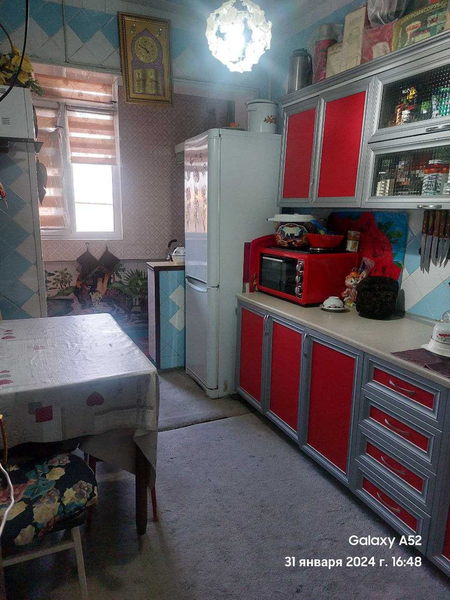 (К128313) Продается 3-х комнатная квартира в Алмазарском районе.