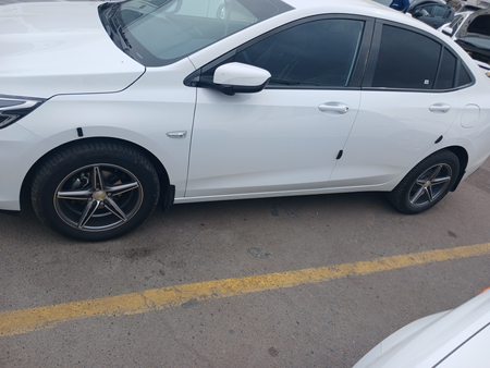 Kobolt, nexia 3, lada lar uchun R16 vossen diska balon